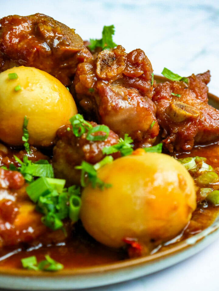 Braised Pork Spare Ribs (Suon Ram Man) - COOKMORPHOSIS