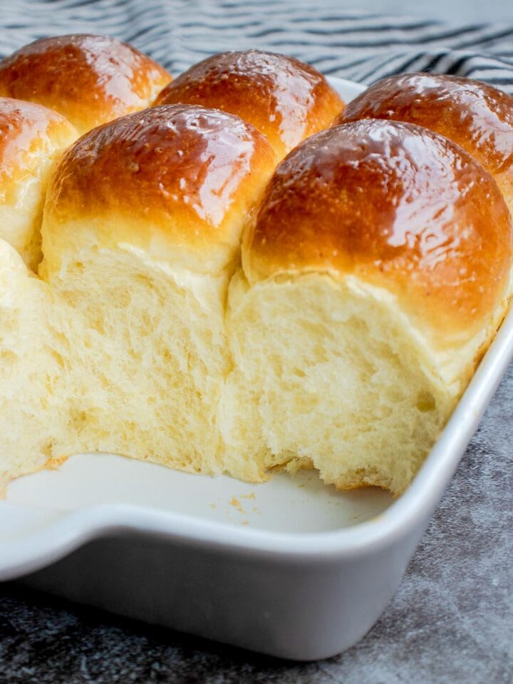 Soft Milk Dinner Rolls - COOKMORPHOSIS